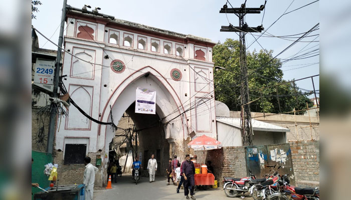 WCLA starts conservation of Bhatti Gate