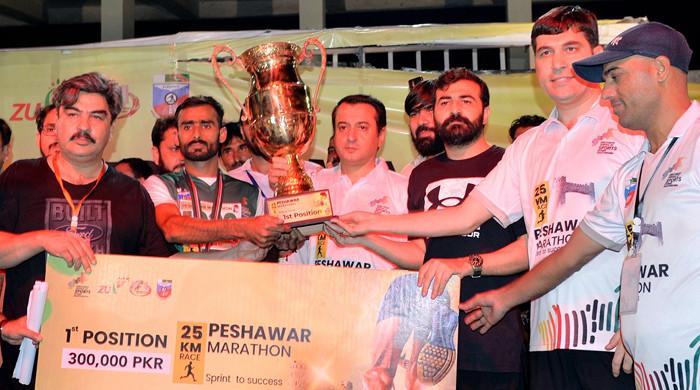 Army wins national marathon