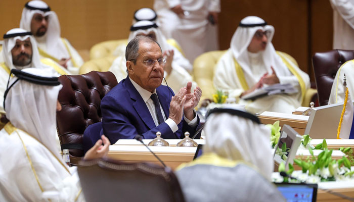Russian FM meets Saudi crown prince in Riyadh
