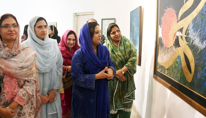 Alhamra hosts calligraphy exhibition