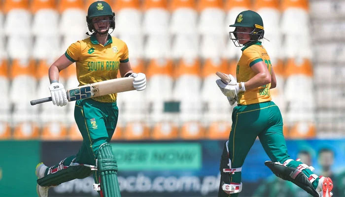 South Africa women down Pakistan to clinch T20 series