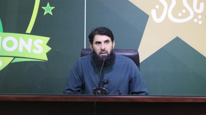 Misbah leaves Markhor to attend events in US