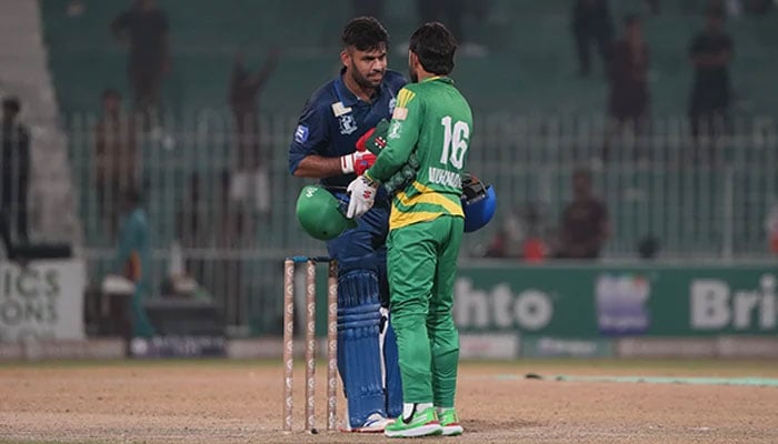 Saim stars as Panthers crush Markhors to qualify for final