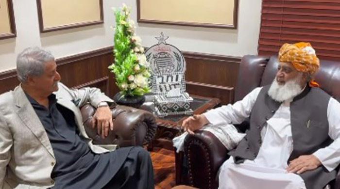 PMLN, PPP leaders meet Fazl