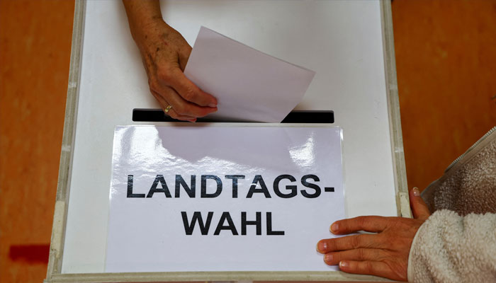 Two thirds of German voters want prompt new elections: poll