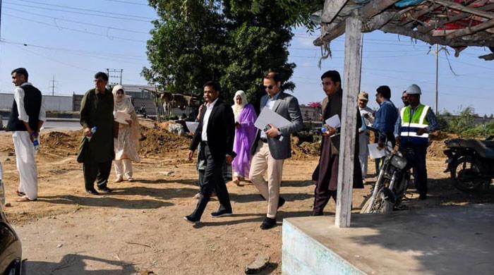 Commissioner inspects development projects in Keamari