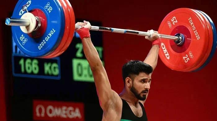 Army wins weightlifting championship