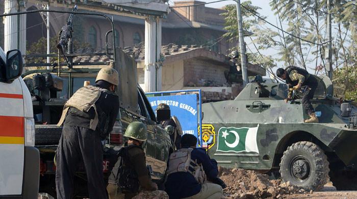 Pakistan on brink of security crisis: report