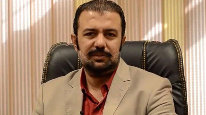 Pak explores strategic partnerships at WEF 2025, says adviser to FM