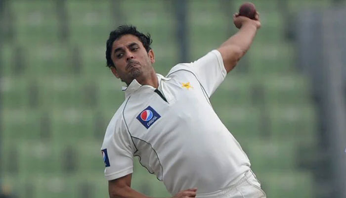 Pak spinners improve Test rankings