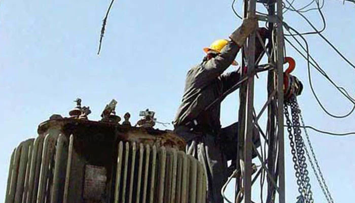 Three held over transformers theft