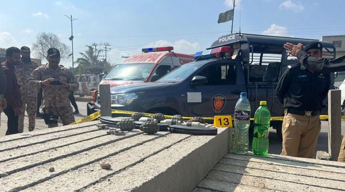 Three cops injured in cracker attack on Preedy police station