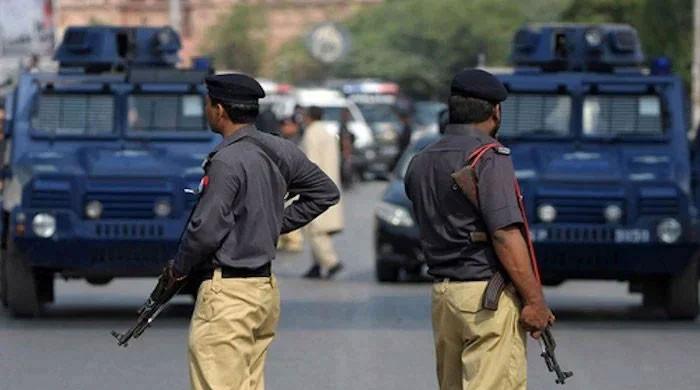 SHO martyred during Dadu highway robbery