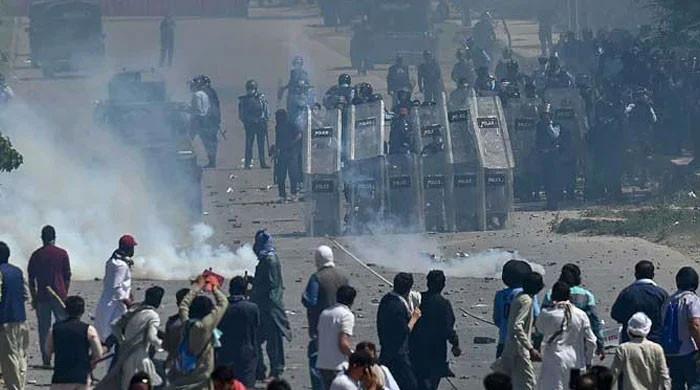 DIG probing Imran, May 9 cases resigns