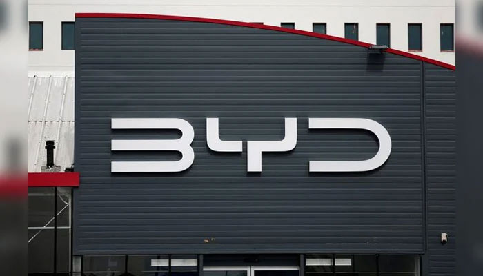 China EV giant BYD soars after five-minute charging platform unveiled