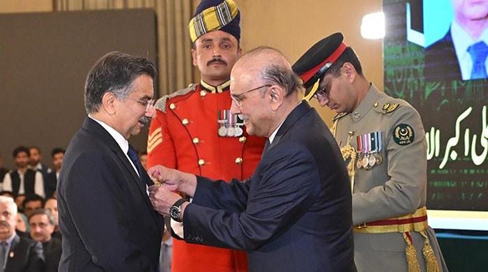 Sultan Ali Allana conferred Nishan-e-Khidmat