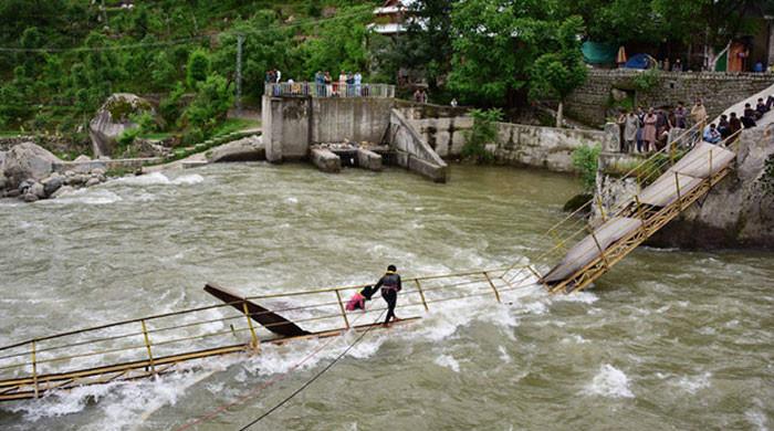 Kashmir’s Kaman bridge opens after 6 years for return of drowned couple ...