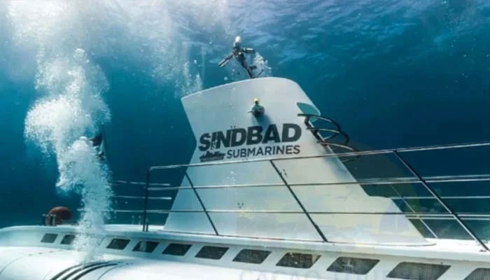 Six Russians dead after submarine sinks in Red Sea off Egypt