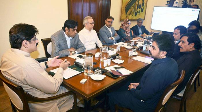 Murad orders acceleration of work on road projects across Sindh