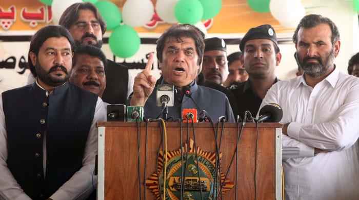 Hanif Abbasi says railway sector being reformed