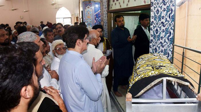 PPP leaders, legal fraternity pay last respects to Kamal Azfar