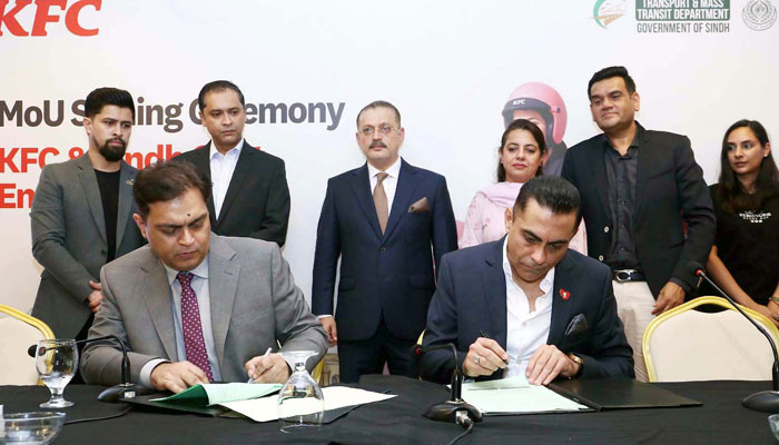 SMTA signs MoU to train women in driving scooties