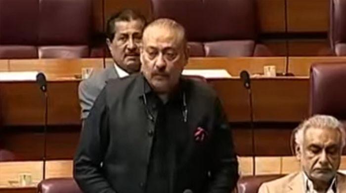 PPP blasts govt for empowering FBR against non-filers