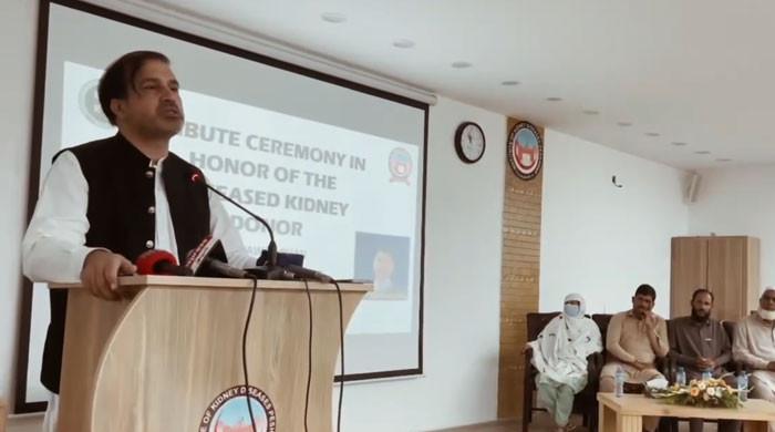 CM’s aide pays tribute to late Jawad Khan