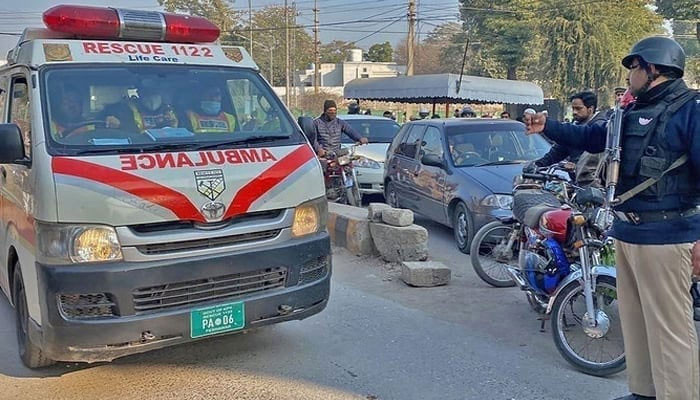 Two injured in bomb attack on DIG Rakhshan Office in Kharan