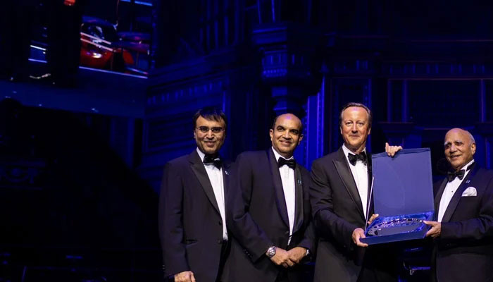 Bestway celebrates 50 years with star-studded tribute to founder Sir ...