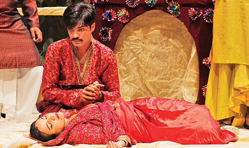 Theatre play Daastan-E-Ishq premieres in Karachi