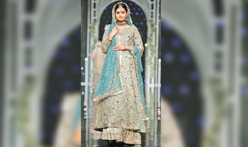 Of traditional & contemporary...