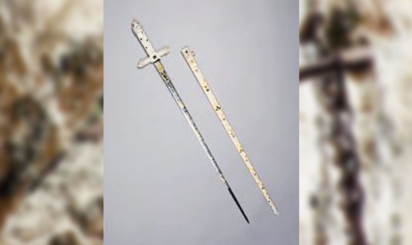 “They say the best swords have names,” – Jaime Lannister