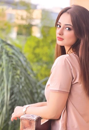 The dazzling Mahnoor Malik