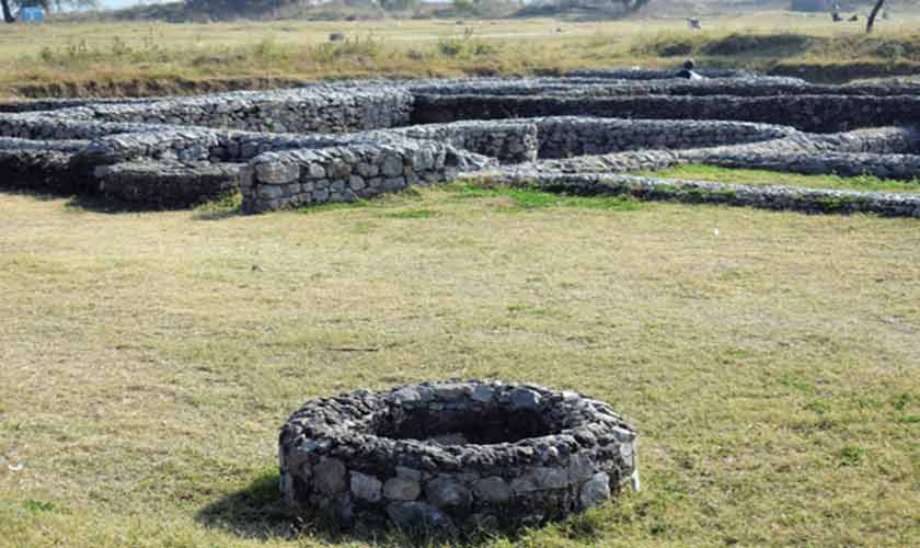 The lost treasures of Bhir Mound | Footloose | thenews.com.pk