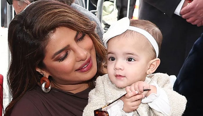 Priyanka Chopras Adorable Moment With Daughter She Is Such A Champ