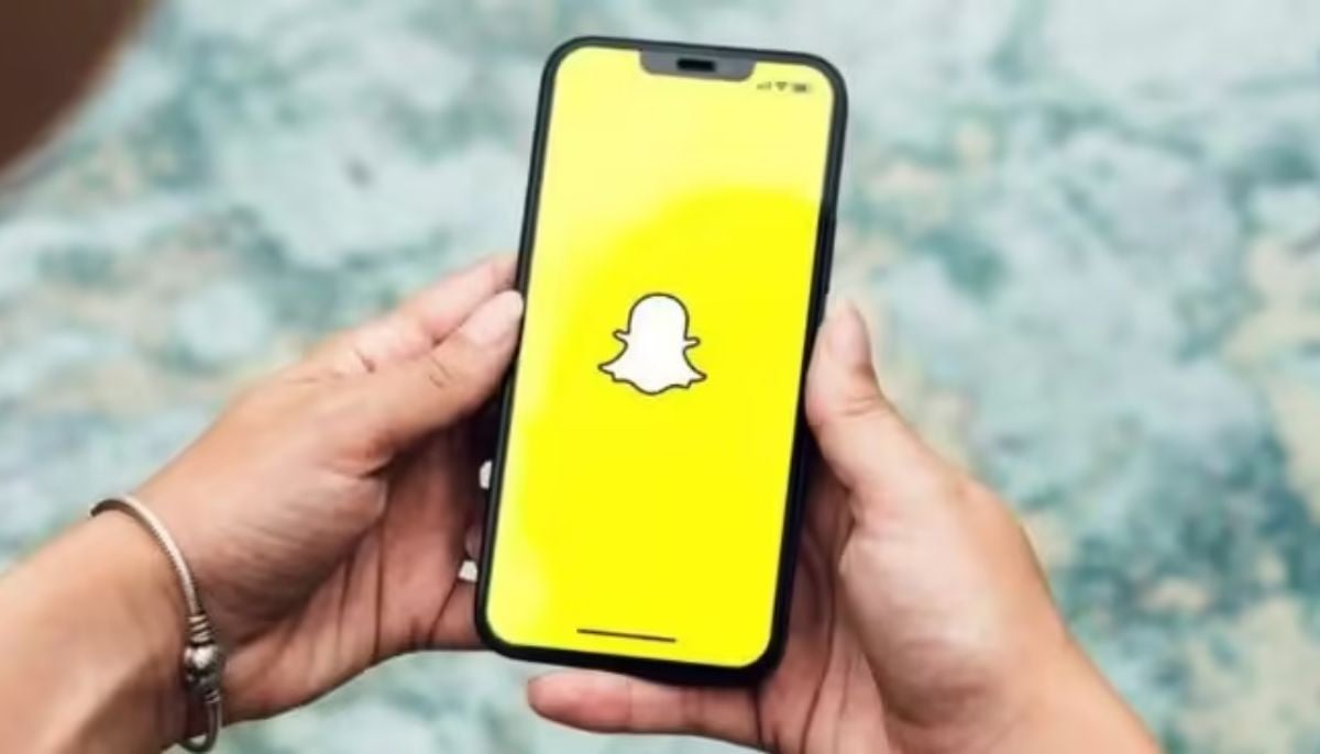 Snapchat introduces ‘Topic Chats’ for public conversations on trending ...