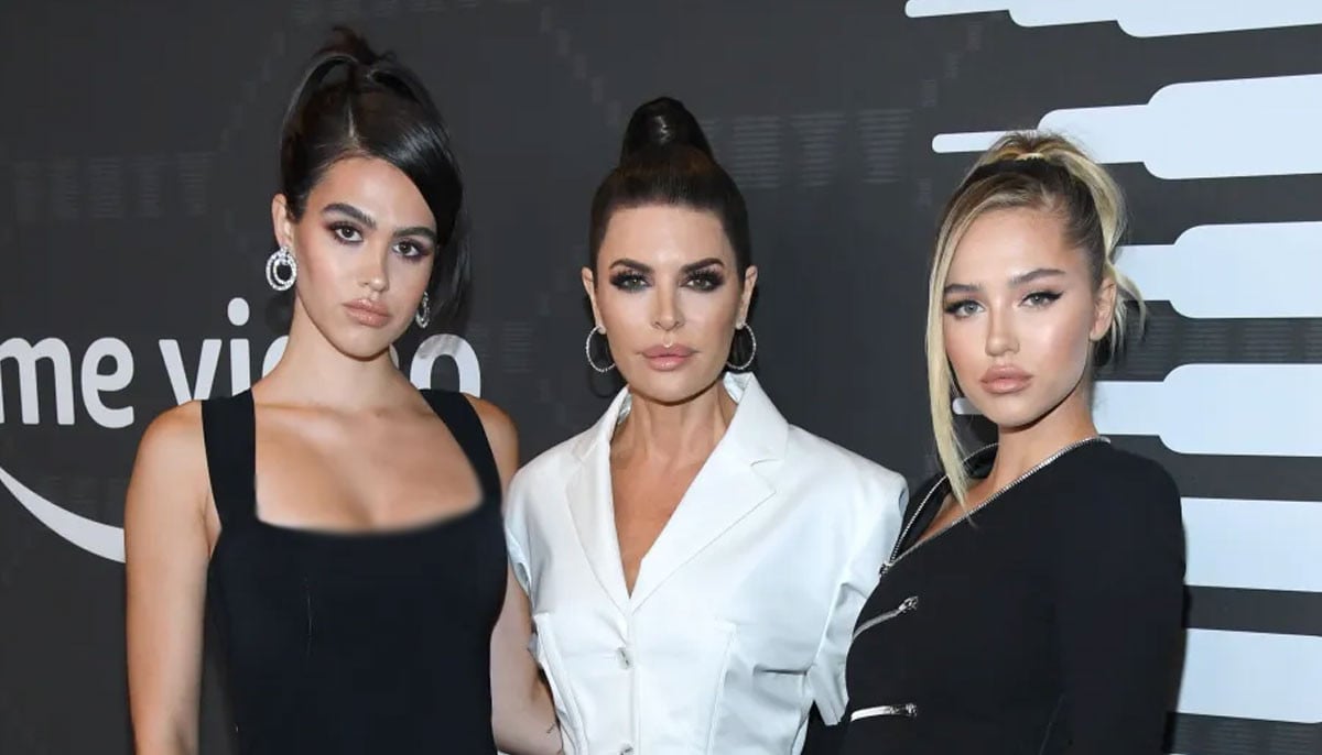 Lisa Rinna recalls daughters Amelia, Delilah’s ‘very uncomfortable ...